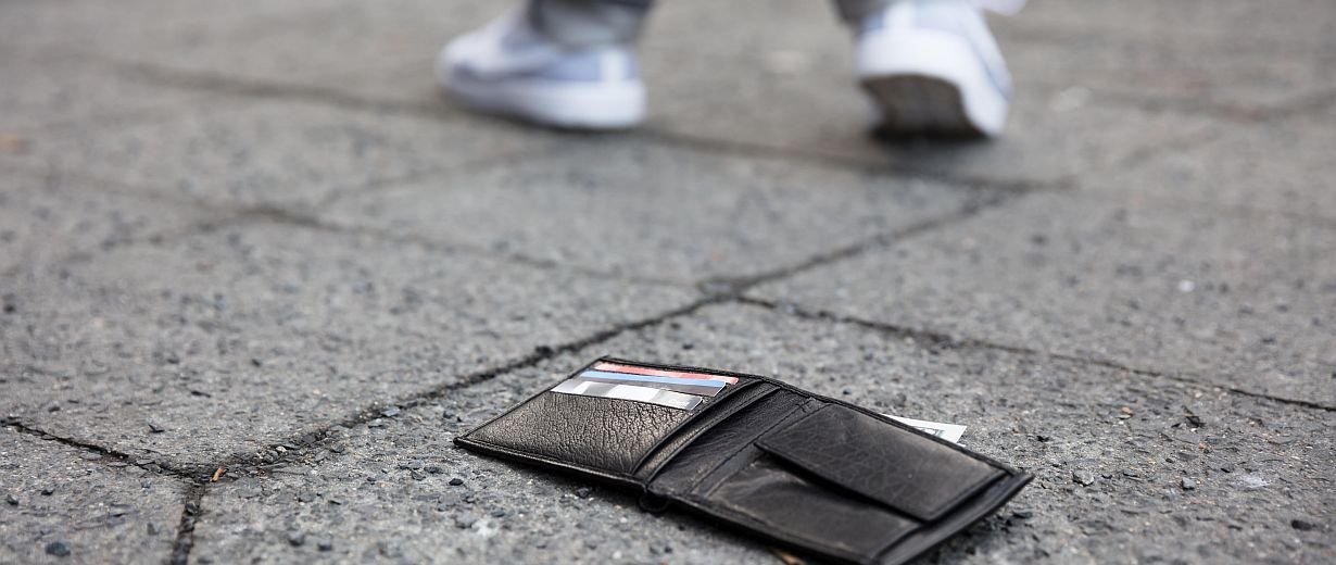 Geld auf der Straße gefunden? So verhältst du dich richtig | RPR1.